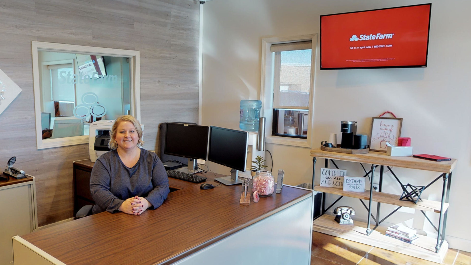 Melissa Elmore with State Farm